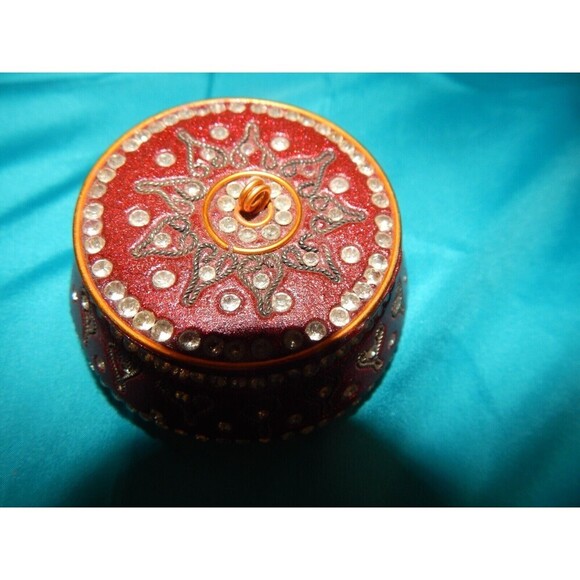 Unbranded | Art | Vintage Red Round Jewelry Pill Trinket Box With ...